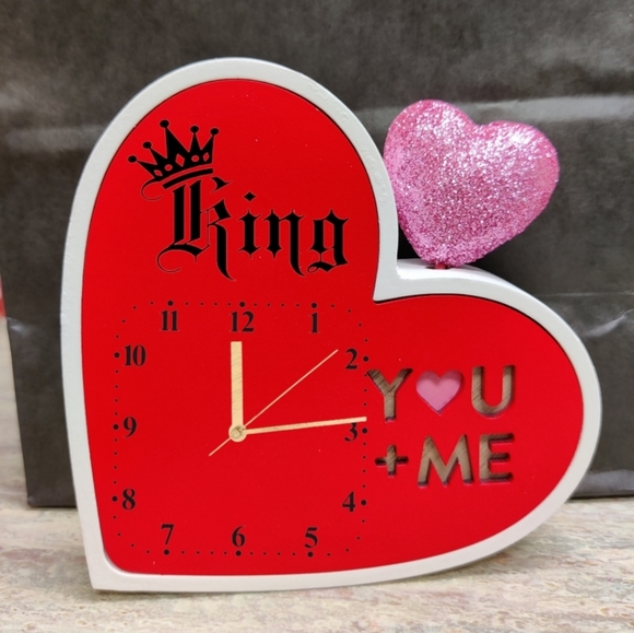 heart clock | Wall Decor | King Clock | Poshmark